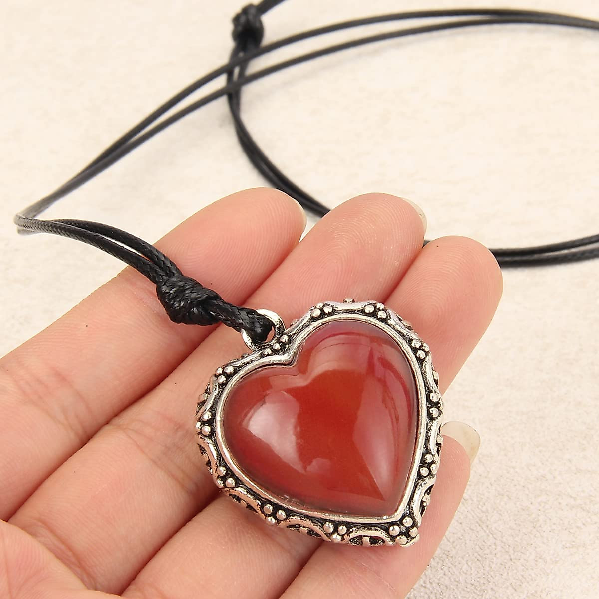 GelConnie Leather Pendants for Women Red Heart Necklace Alloy Agate Pendant Necklace Ethnic Brown Leather Necklace Choker Chunky Pendant Necklaces