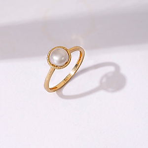 Amazon Essentials 10k Gold Imported Crystal Pearl June Birthstone Ring, Size 6 (previously Amazon Collection)