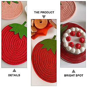 Hemoton 2 pcs Pot Holders Cloth Trivets Strawberry Shaped Cotton Thread Kitchen Table Mats Hot Pads Heat Resistant Coasters for Cooking Baking Table Decorations