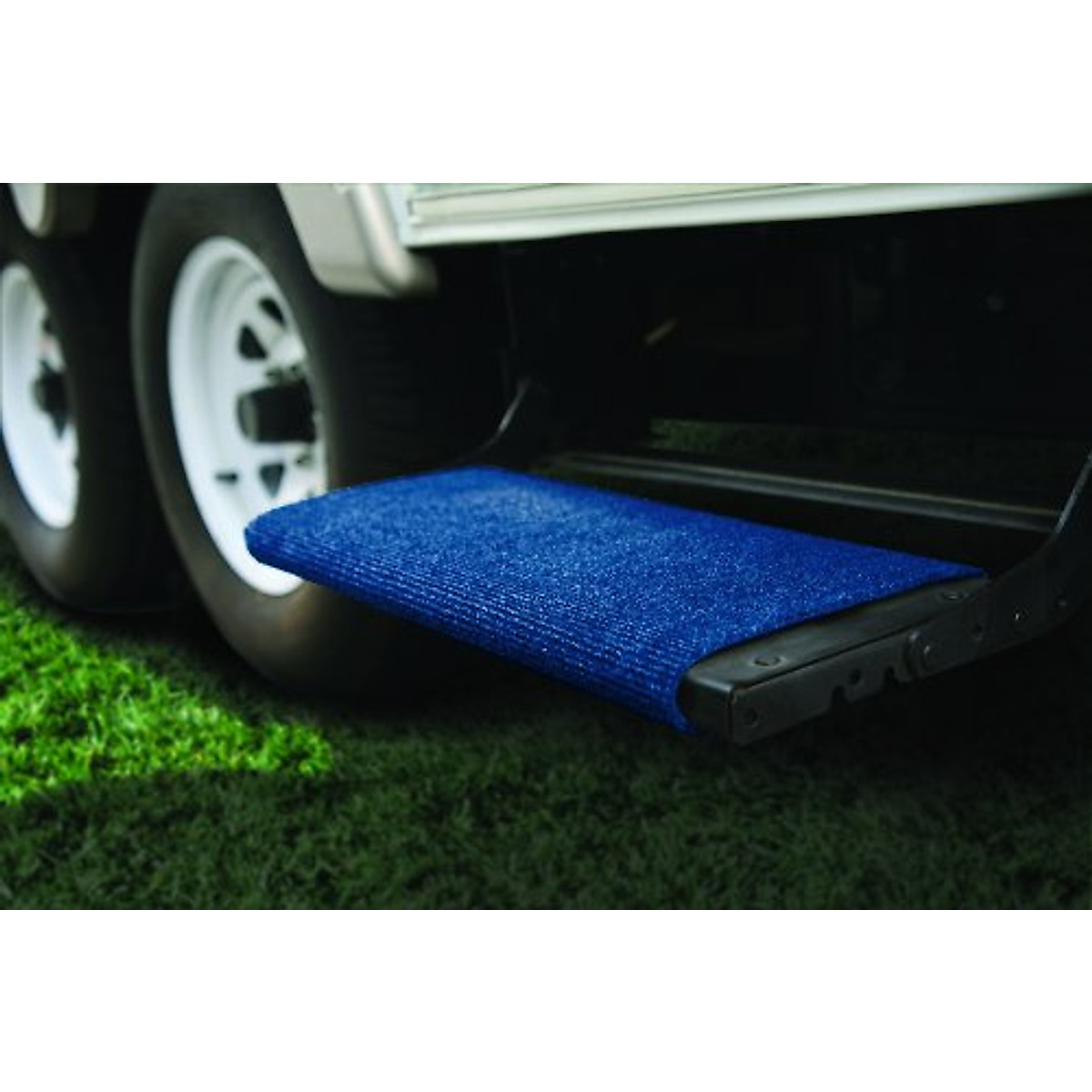 Camco Wrap Around Step Rug | Protects Your RV from Unwanted Tracked in Dirt | Works on Electrical and Manual RV Steps | Blue (42924)