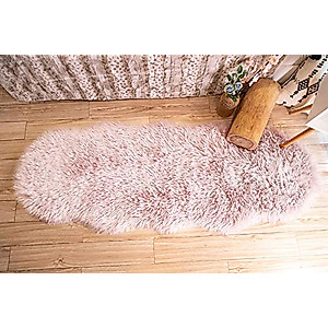 STAOLENE Ultra Soft Faux Fur Sheepskin Pink Bedside Rug Area Rug Indoor Fluffy Shag Washable Rug for Bedroom Floor Sofa Living Room