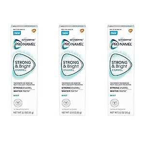 Sensodyne Pronamel Strong and Bright Mint Toothpaste, 3 Ounce (Pack of 3)