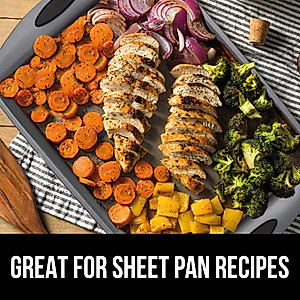 Gorilla Grip Non Stick Jelly Roll Baking Pans, Thick Warp Proof, 3 Piece, Durable Silicone Handles, Kitchen Oven Pan Bakeware Set, Cooking, Roasting Sets, Easy Clean, Set of 3, Black