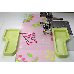 Clover Needlecrafts Stick n Stitch Tool, 52, Green