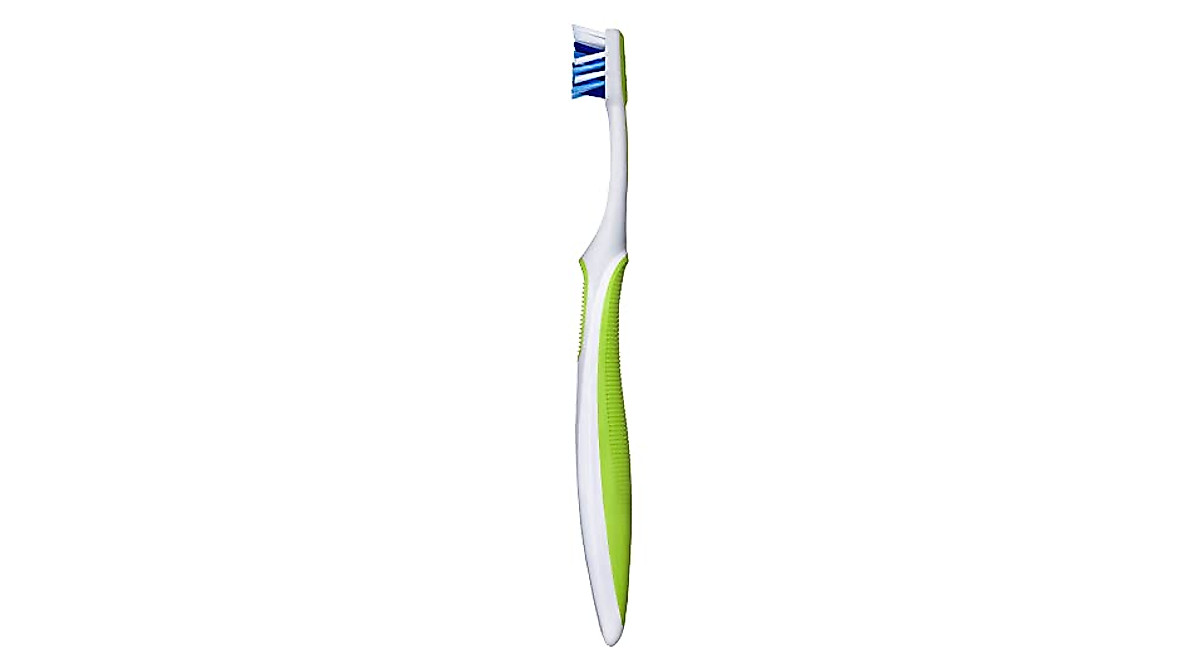Oral-B CrossAction Toothbrush Pack of 4 - Superior Clean
