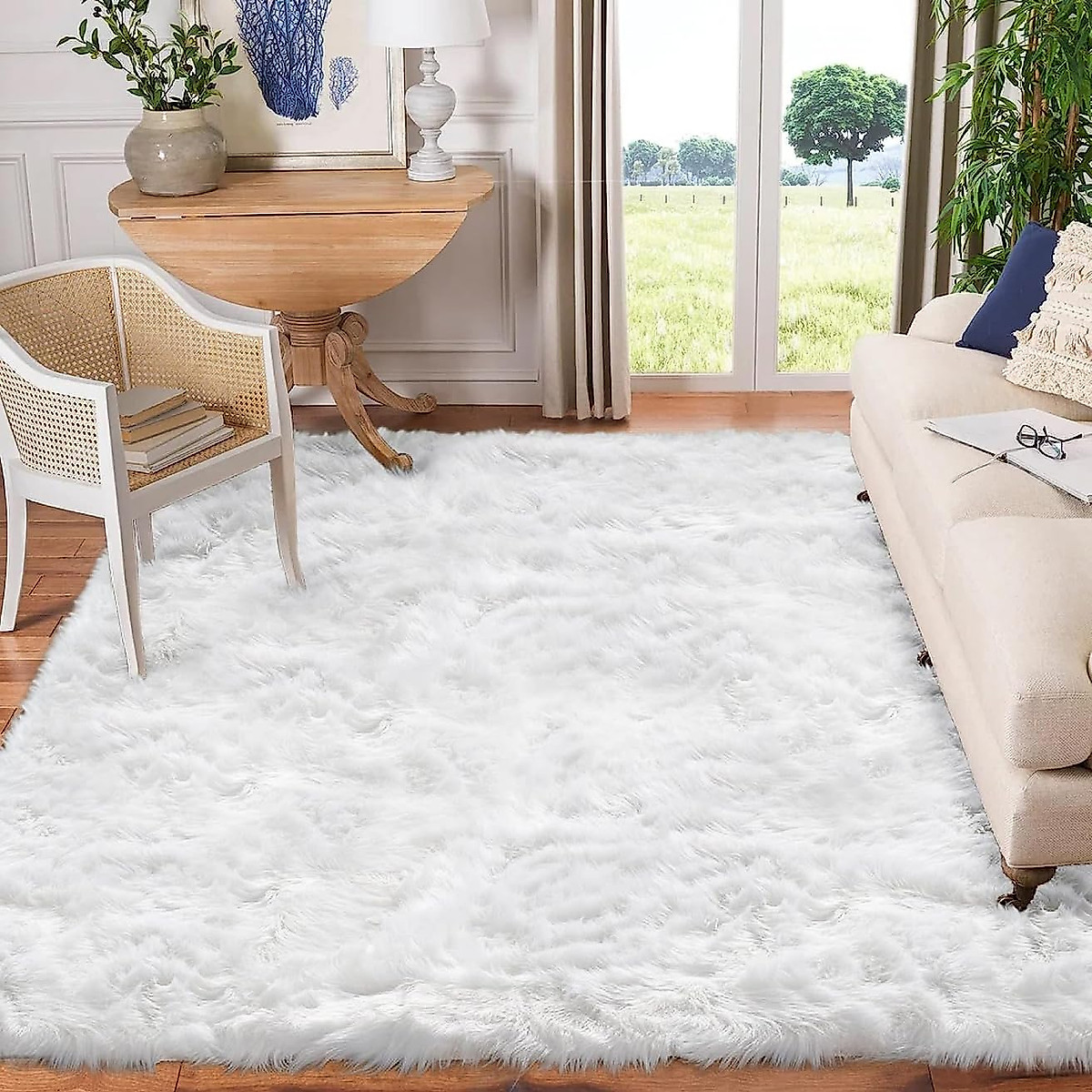 LOULANJX Soft Faux Fur Sheepskin Rug 5x8 Feet White Fluffy Area Rugs Indoor Plush Rugs for Living Room Bedroom Nursery Playroom Kids Room Home Decor