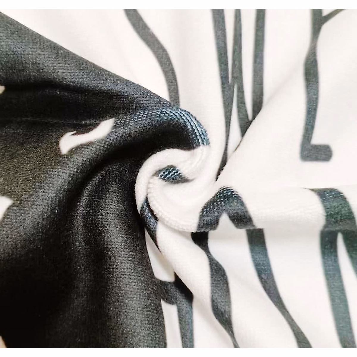 JALIBEI Black Cat Hand Towels 13.6 X 29' Cute cat Bath Towels Soft Absorbent Kitchen Dish Towels for Household Daily Use | Home Decoration | Carry-On Hotel Gym Spa