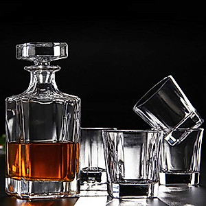 Glass Decanter with Airtight Geometric Stopper - Whiskey Decanter for Wine, Bourbon, Brandy, Liquor, Juice, Water, Mouthwash. Italian Lead-Free Glass (25.97 oz/768ml)
