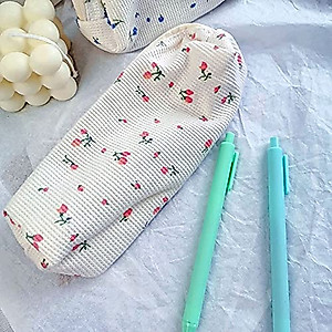 WEISHA Pencil Bag 1PC Fresh Style Pencil Bag Small Flowers Pencil Cases Cute Simple Pen Bag Storage Bags Makeup Bag Stationery School Supplies(Pink)