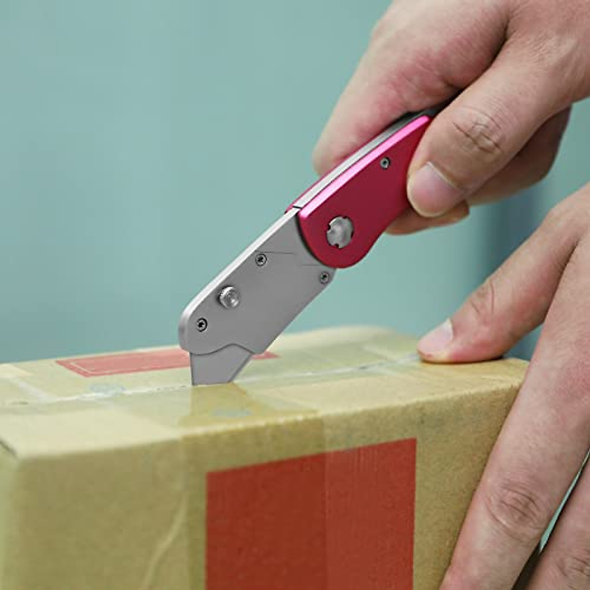 DISPATCH Folding Utility Knife Paper Cutter Stainless Steel Plastic Handle Replaceable Blade Utility Craft Knife Cutter