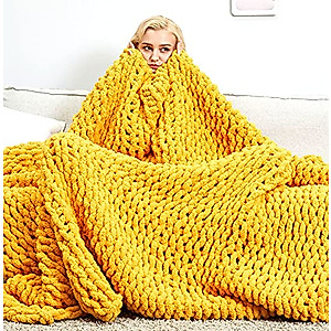 APIXO Chunky Knit Blanket Chenille Throw 60''x 80''- Tight Braided Thick Cable Knit Throw for Sofa or Bed - 100% Hand Made Chenille Weighted Blanket, Ginger-152x200cm