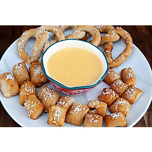 Mom's Place Gluten Free Soft Pretzels with Sea Salt Mix, Soft Pretzel Making Kit, 1-Pack, Easy to Make, 24 Servings, Non GMO Delicious and Healthy Gluten Free Desserts