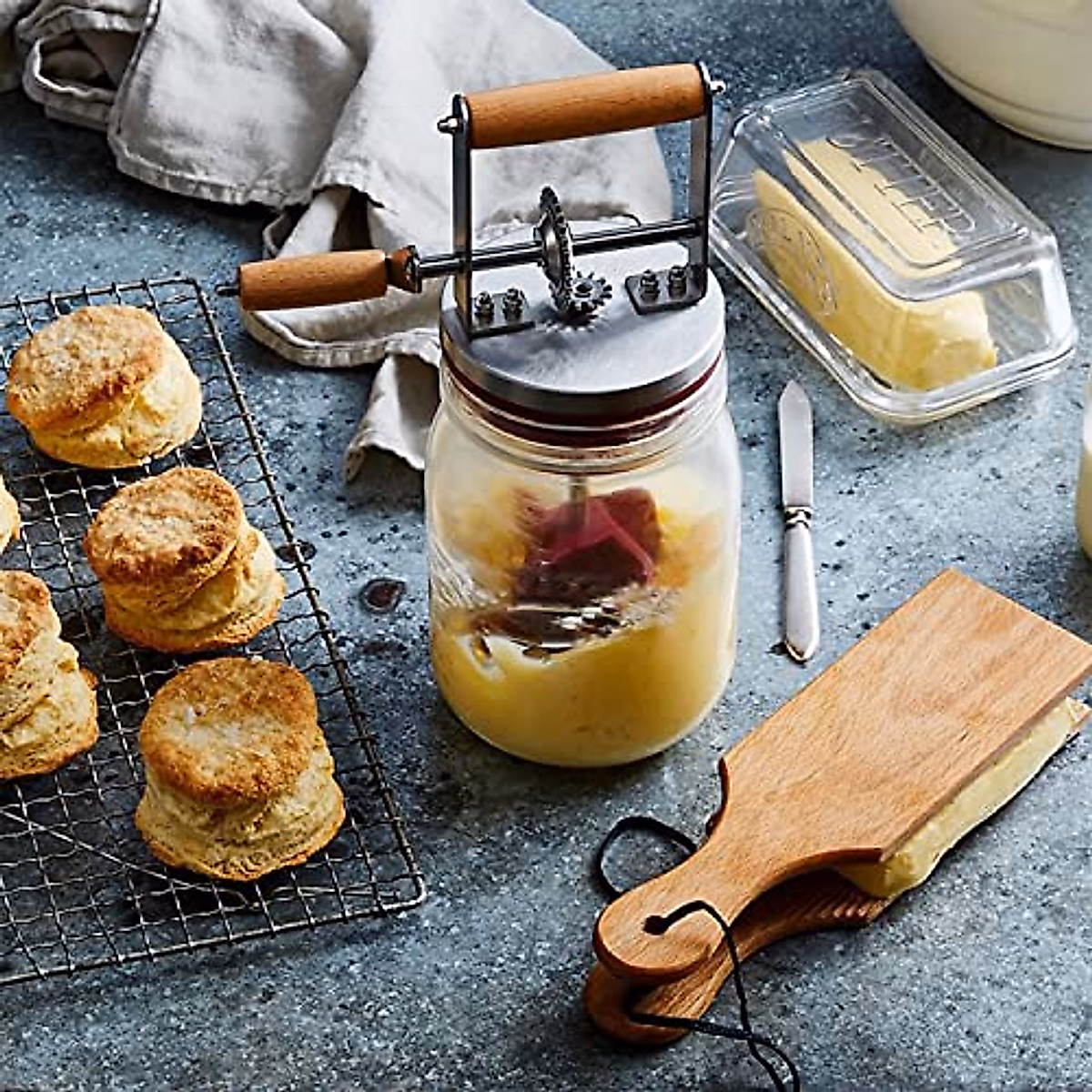 1.5 Liters Manual Butter Churner - Wooden Handle Shakes Stainless Steel Gear Manual Butter Maker, Butter Churner Hand Crank Mason Jar, Baking of Top Gadgets Butter Maker Cream Mixer