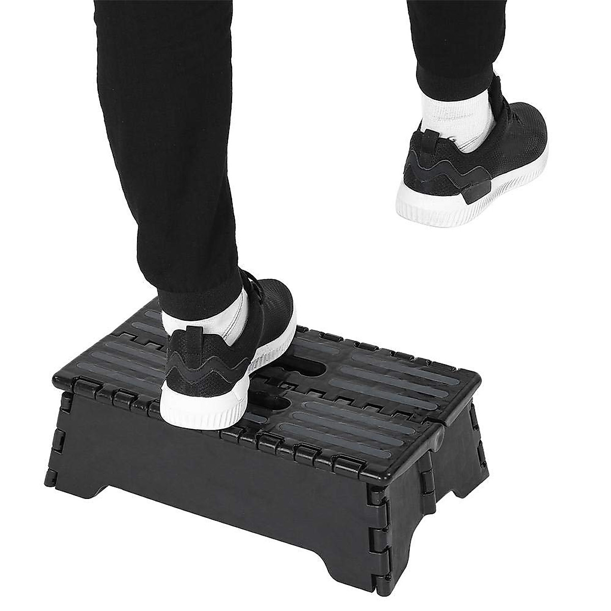 Folding Step Stool, Plastic Portable Black Step Ladder One Step Ladder Lightweight Step Chair Ladder for Elderly Pregnant Bathroom Travel Use, Holds to 150kg, 14.9 * 8.5 * 5.1