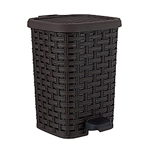 Superio Wicker Step On Trash Can with Foot Pedal – Outdoor and Indoor Brown 6 qt Trash Can with Lid, Waste Basket for Bathroom, Kitchen, Office, Patio, or Backyard