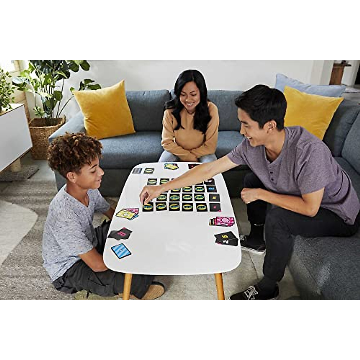 Mattel Games Bold Family Card Game, Matching Game for 7 Year Olds and Up, with 112 Cards and Instructions, Multi