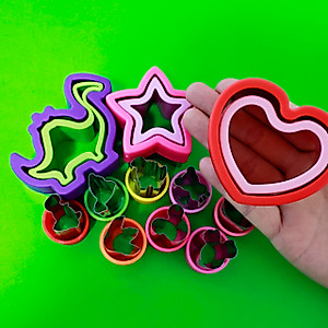 GELIFATLE Sandwich Cutter and Sealer Set, 3 Pcs 3 Inch Bread Sandwich Decruster Pancake Maker DIY Cookie Cutters for Kids Lunch Box -with 8 Pcs Fruit Vegetable Cutter Shapes Set