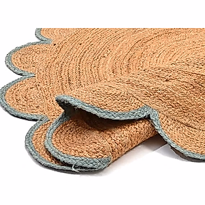 KALVEERA 5x5, 6x6, 4x4, 3x3ft Jute Area Rug Natural Jute Scallop Round Rug, Floor Scalloped Circular Handmade Braided Boho Eco Large Circular Handmade Area Rugs (4x4 Ft Round Rug, Turquoise)