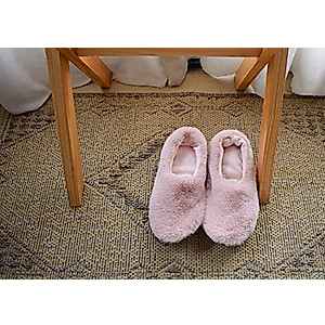 Pantuss dusty pink  ballerina style cozy indoor house slippers for women with relaxing herbal insoles filled with lavender and flax seeds for a warming aromatherapeutic effect.