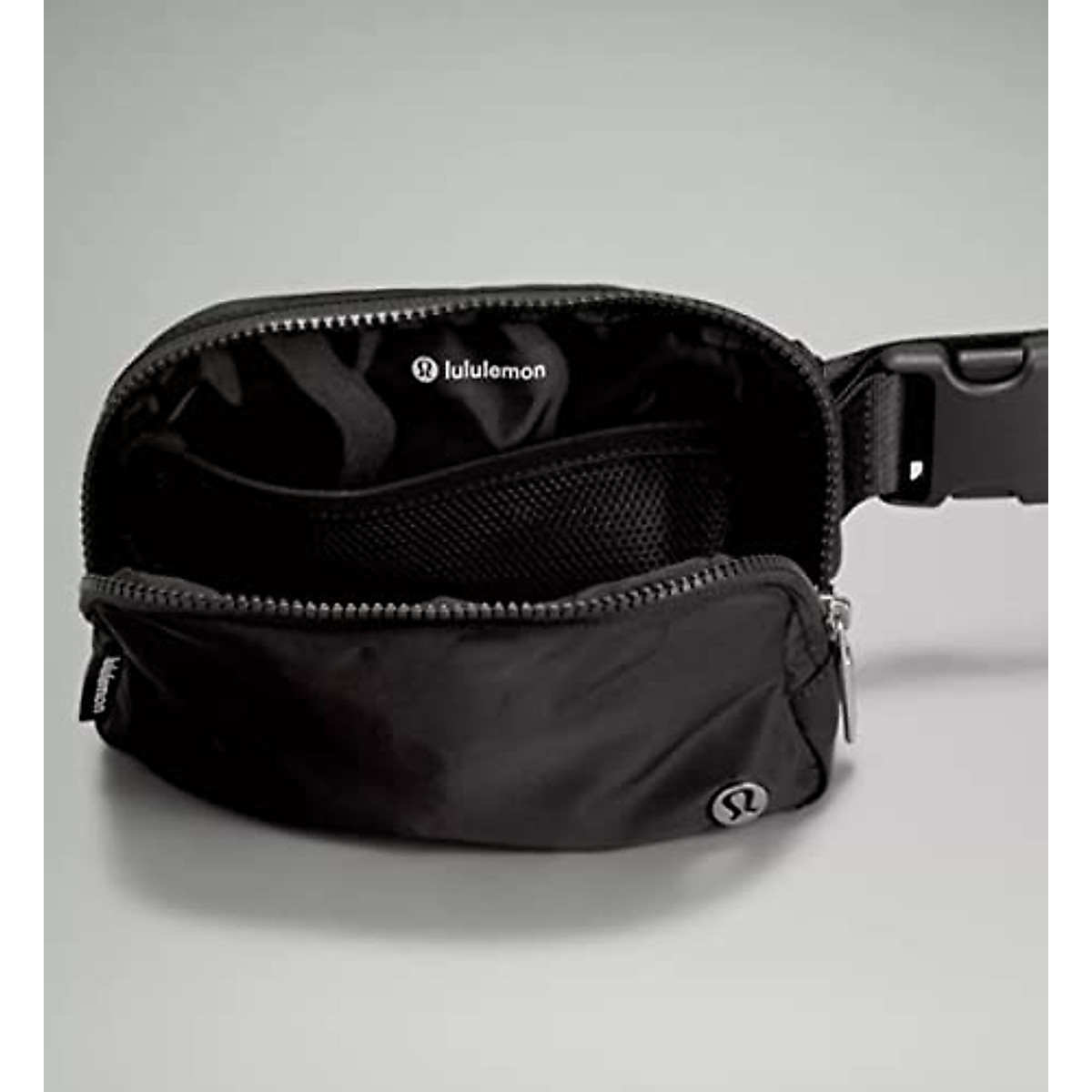 Lululemon Everywhere Belt Bag 1L (Black/White)