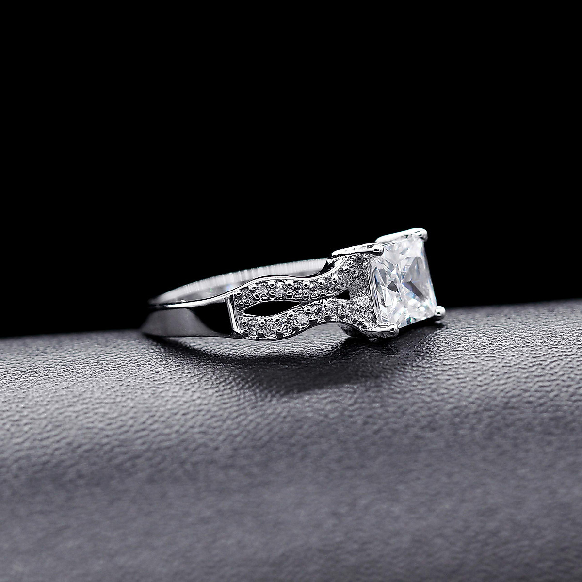 Uloveido Square Cubic Zirconia Diamond Infinity Promise Anniversary Wedding Infinity Ring Promise for Bridal Women Size 6 WX026