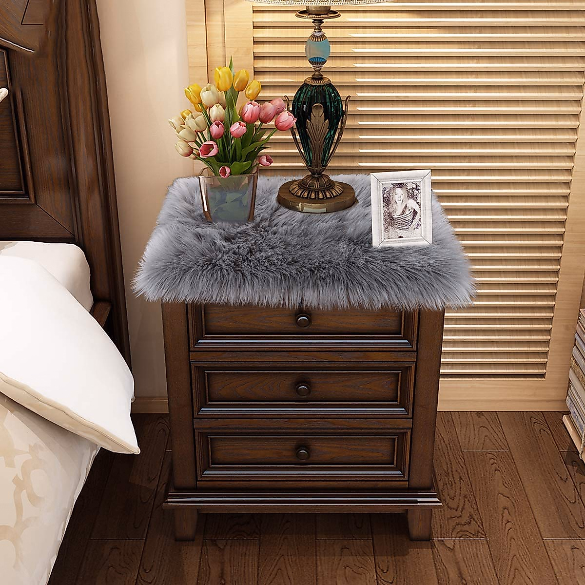 Faux Fur Chair Pad Soft Fluffy Seat Cushion Square Sheepskin Chair Cover Chair Seat Pad for Desk Office Chair (16"x16",Grey)