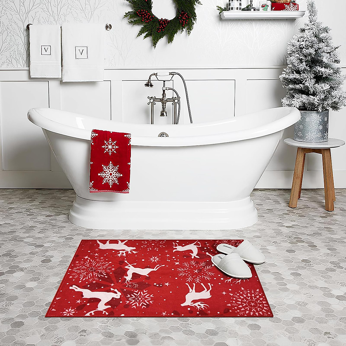 Asrug Christmas Red Rug-2x3 Reindeer Washable Area Rug Entryway Throw Rugs Indoor Doormat Diamond Floor Cover Snowflake Accent Low Pile Small Carpet for Bedroom Living Room Entry Decor