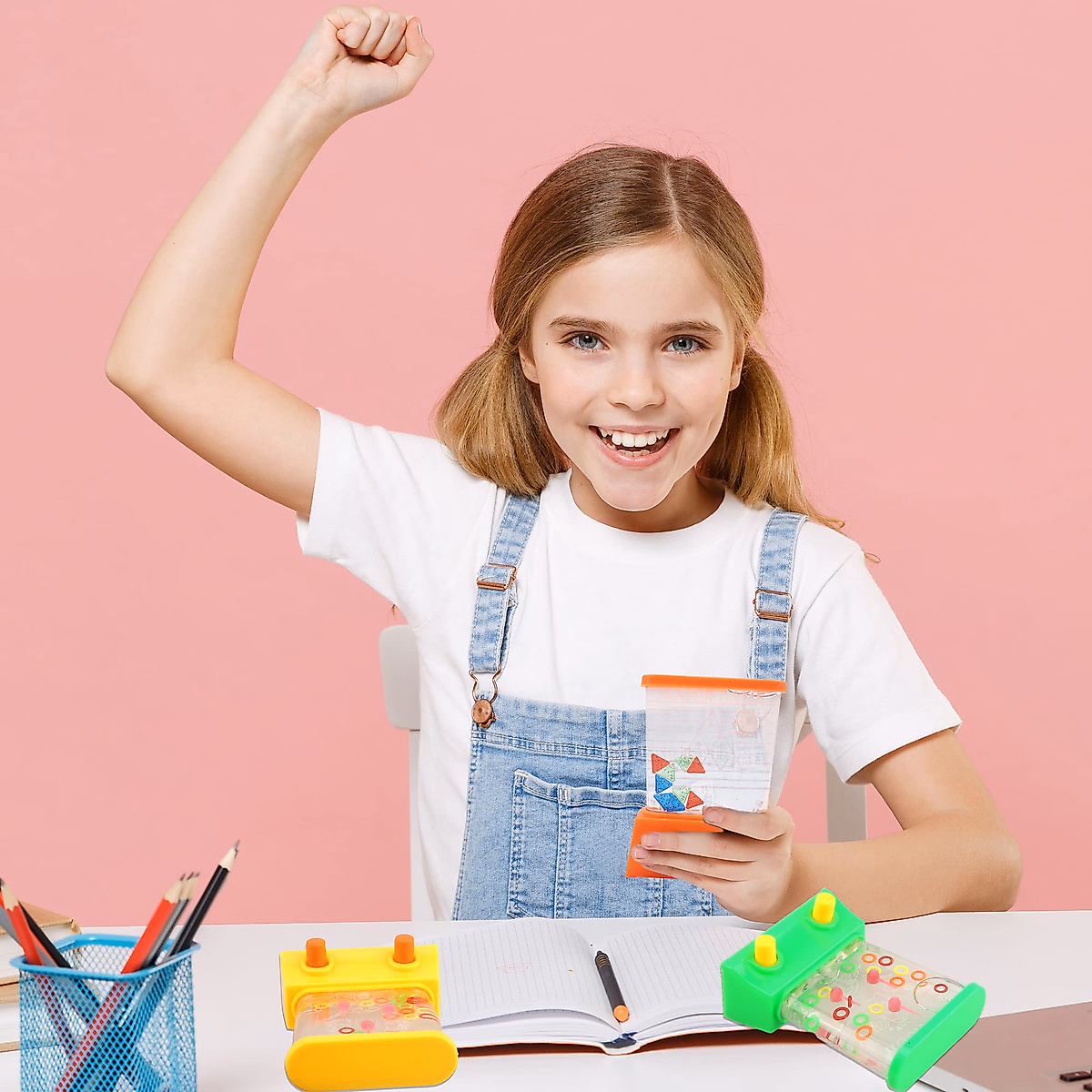 Rcanedny 18 Pack Handheld Water Games Water Toss Ring Game Handheld Water Ring Toy for Party Favors Goody Bag Fillers Retro Pastime