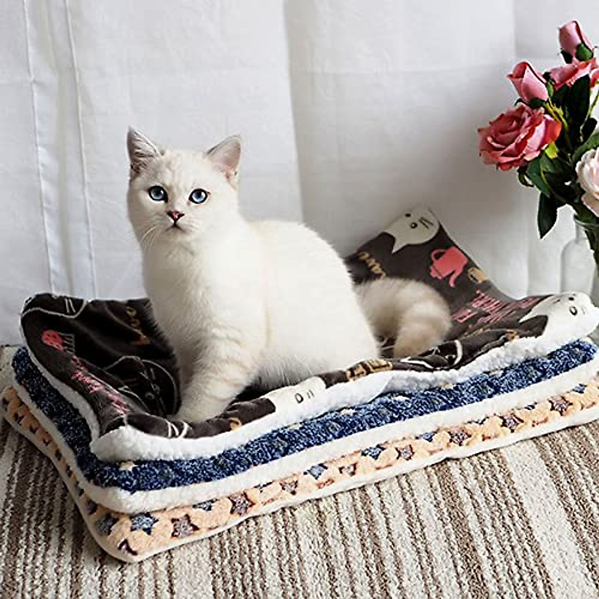 FJWYSANGU Pet Blanket Premium Fluffy Flannel Cushion Soft and Warm Mat for Dogs Cats Small Size Animal Blue Stars