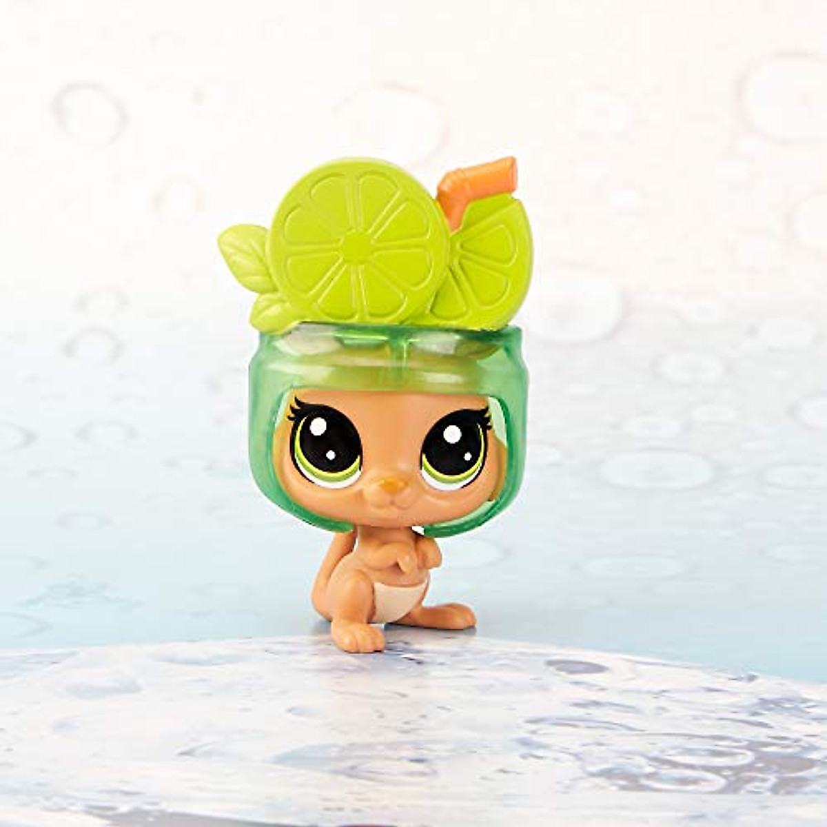 Littlest Pet Shop Cooler Crew Pack, Includes 5 Pets & 5 Accessories