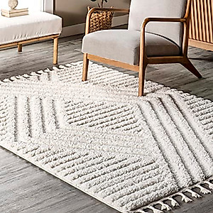 nuLOOM Risette Geometric Shag Tassel Area Rug, 9' x 12', Beige