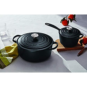 Le Creuset Enameled Cast Iron Signature Round Dutch Oven, 7.25 qt., Licorice