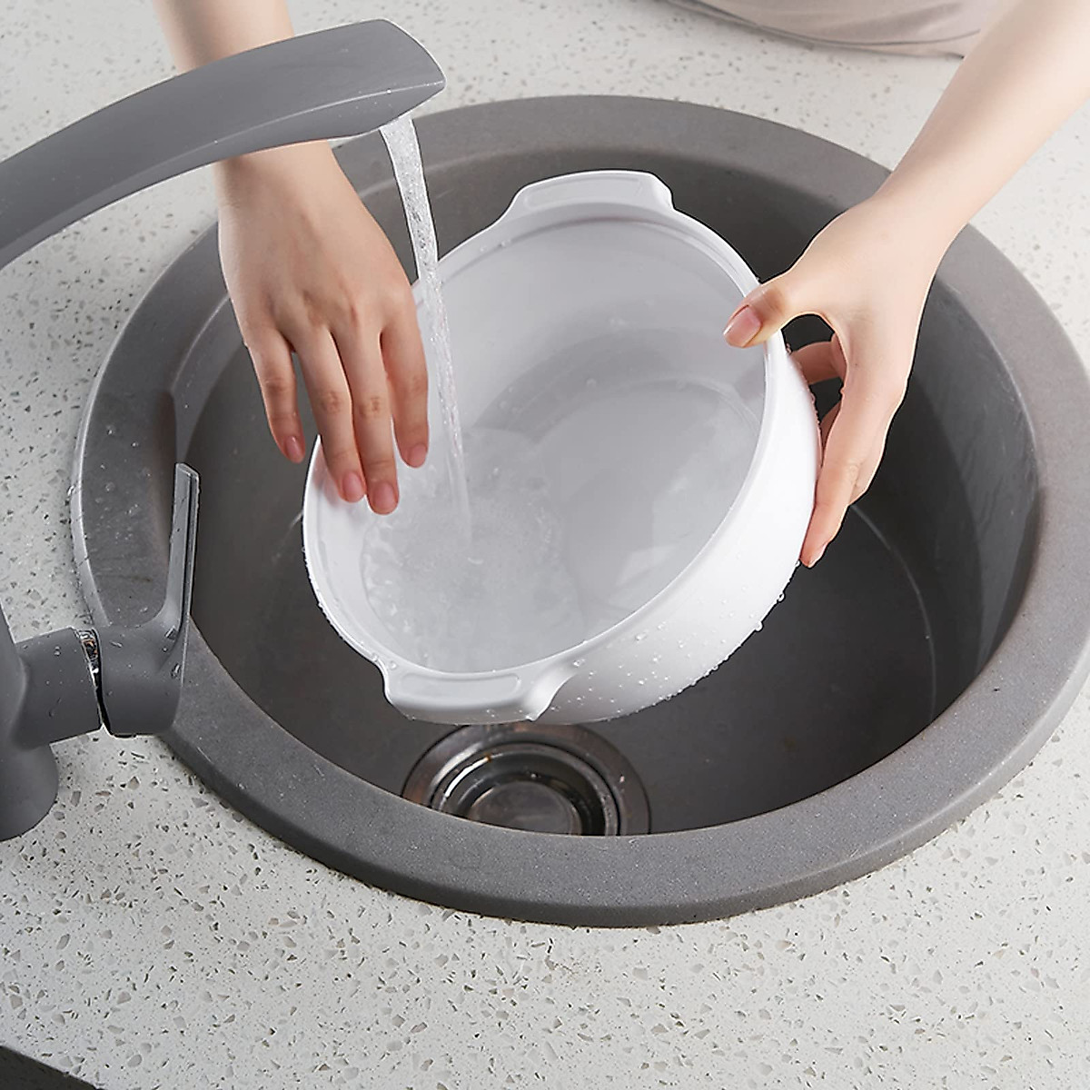 Cheeren 70oz/2L Microwave Ramen Cooker Noodle or Soup Bowl ，Perfect for Breakfast, College Dorm Essentials for Boys Girls,Office, Dishwasher-Safe (Large)