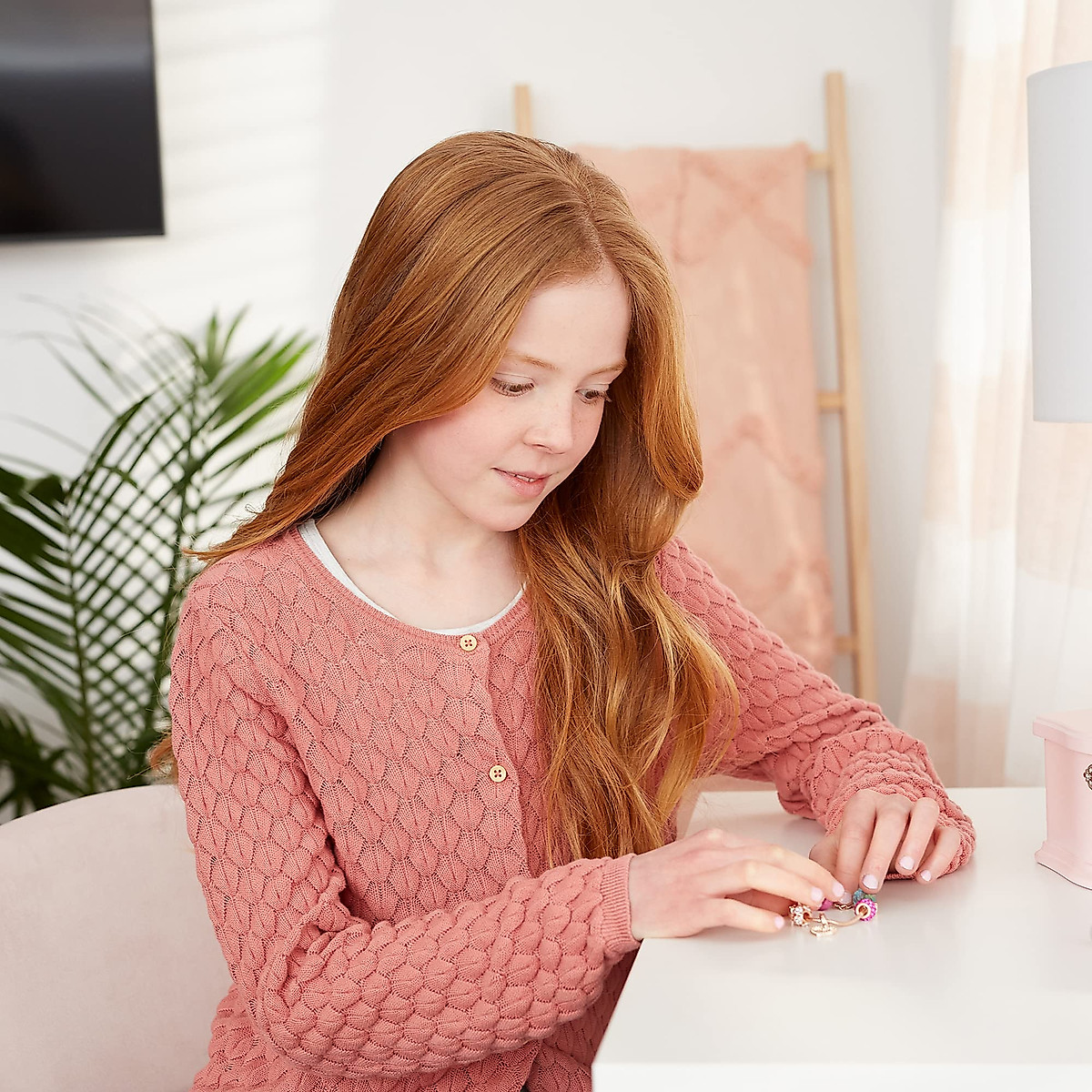 Make It Real - Halo Charms Bracelets Think Pink - DIY Charm Bracelet Making Kit - Friendship Bracelet Kit with Beads, Charms & Cord - Arts & Crafts Bead Kit for Girls - Makes 3 Bracelets