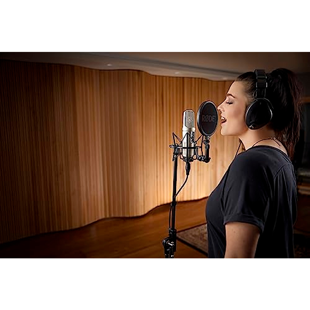 Rode NT2-A Studio Solution Microphone, Silver, Wired, Singing