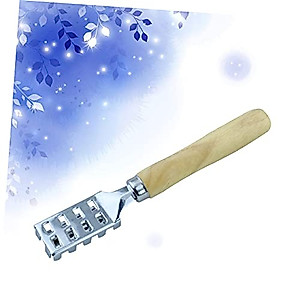 Fish Skin Cleaner Remover Fish Scale Kitchen Fish Scale Scraper Cleaner Fish Scales Manual Fish Scales Fish Scale Brush Scales Silver Manual Bamboo Fish Scraper