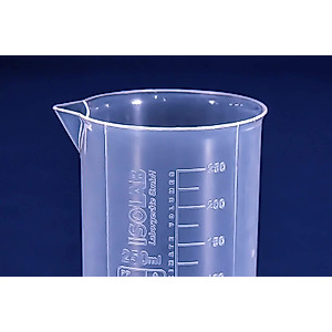 ISOLAB 026.01.S01.Set4 7 Pieces Premium Laboratory Plastic Beaker Set, High Clarity, Polypropylene, Raised Graduations, Autoclavable, 25 mL, 50 mL, 100 mL, 250 mL, 500 mL, 1000 mL, 2000 mL