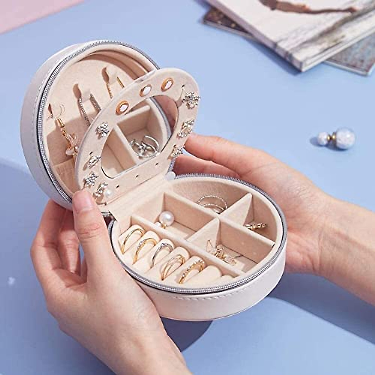 ZZYINH AN207 Leather Portable Jewelry Box Jewel Casket Portable Makeup Organizer Beauty Travel Box Festival Gift Small Jewelry (Color : White)