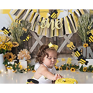 Bee Theme High Chair Banner - Baby First Birthday Party Banner - Smash Cake Photo Prop - 1st Birthday Photo Backdrop (Bee)