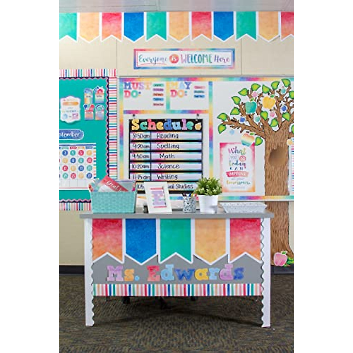 Teacher Created Resources Watercolor Pennants Big Big Border Trim (TCR8981)