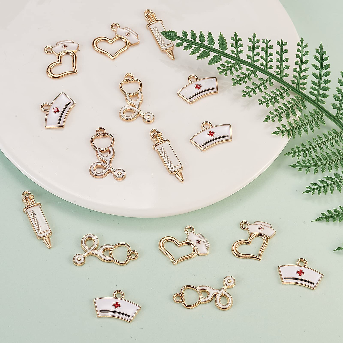 DanLingJewelry 20 Pcs Medical Nurse Charms Echometer Stethoscope Syringe Nurse Cap Pendant Charms for Jewelry Making