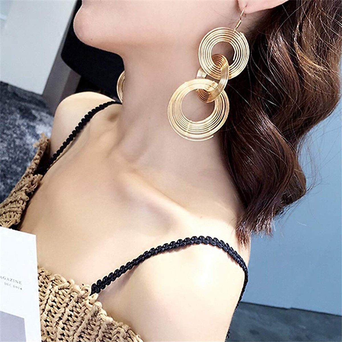 Women Gold Plated Long 70s Disco Earrings hoop round 3 circles Multi-layer drop big alloy geometric party wear Earring (disco earrings Gold)