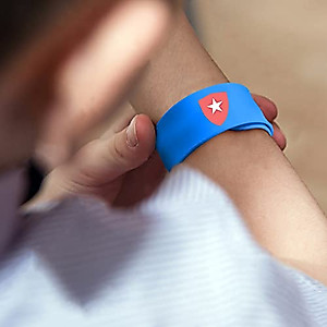 Mizzuco Dress Up Capes for Kids Superhero Cloak with Mask and Waistband Halloween Costumes and Party Dress up(Blue White)