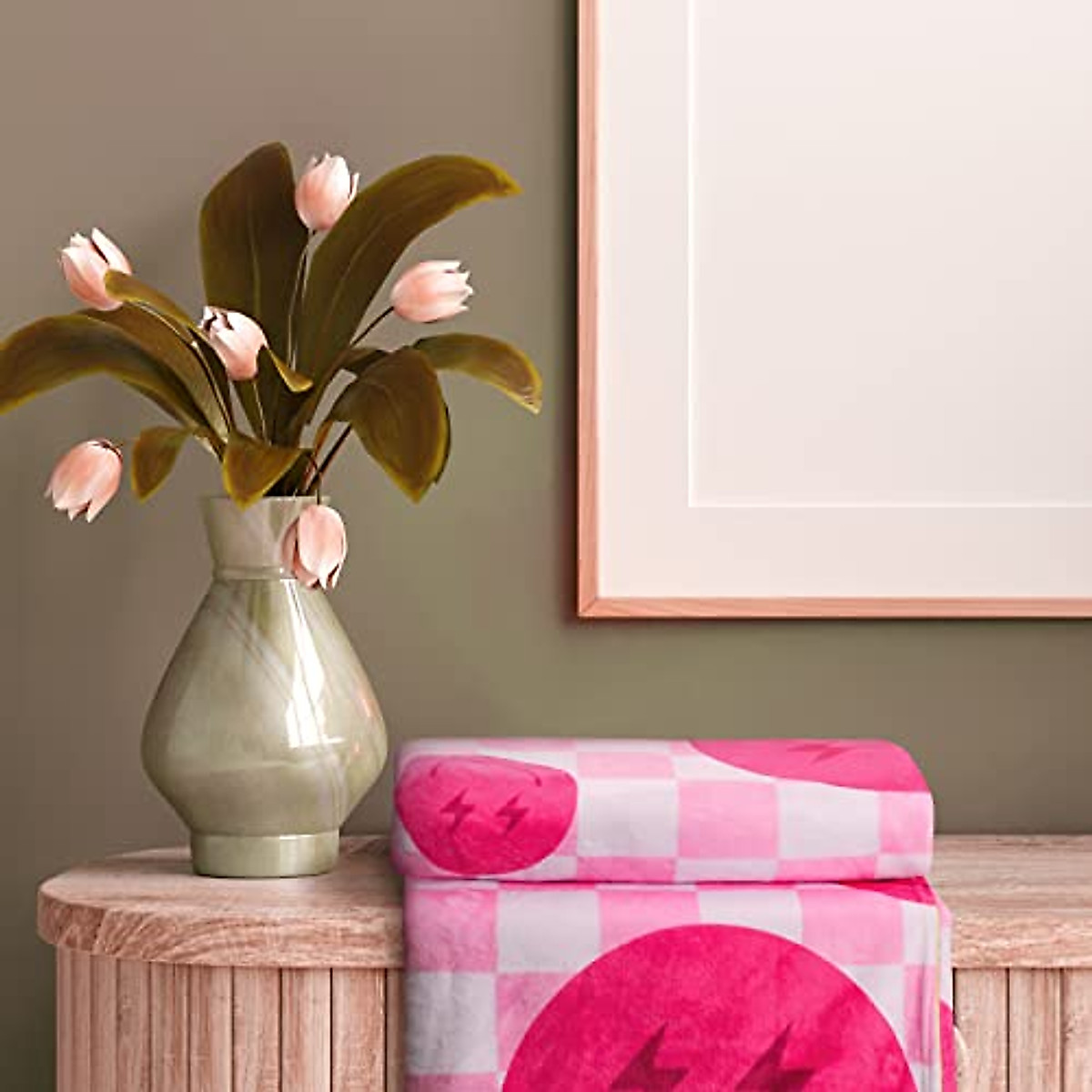 Hot Pink Preppy Throw Blanket Cute Flannel Soft Blanket Plush Cozy Fuzzy Blanket Preppy Bedding Stuff Preppy Room Decor for Dormitory Living Room 50 x 60 (Checkered Smile Face)