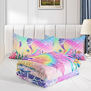 Datura home Bedding Comforter Set Rainbow Pink Mermaid Tail Printed Pattern Quilt with 1 and 2 Pillowcases for Girls Bedroom All Season(Rainbow Full) Full 80x90inches
