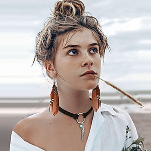 Hicarer 2 Sets Native American Jewelry Set for Women 2 Pieces Faux Suede Choker Necklace Faux Leather Choker and 2 Pairs Bohemian Artificial Feather Earrings Boho Dream Catcher Earring Western Jewelry