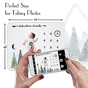 Yoothy Baby Monthly Milestone Blanket for Boy Girl Gender Neutral Gift for Baby Shower, Mountain Blanket for Newborn Picture, Wreath &12 Stickers Included, Soft Flannel Blanket 45''x40''