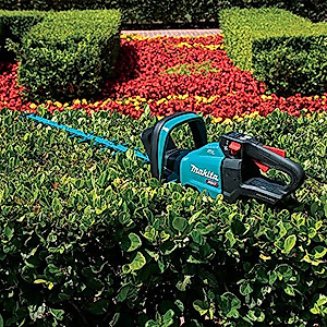 Makita GHU02Z 40V Max XGT Brushless Lithium-Ion 24 in. Cordless Hedge Trimmer (Tool Only)