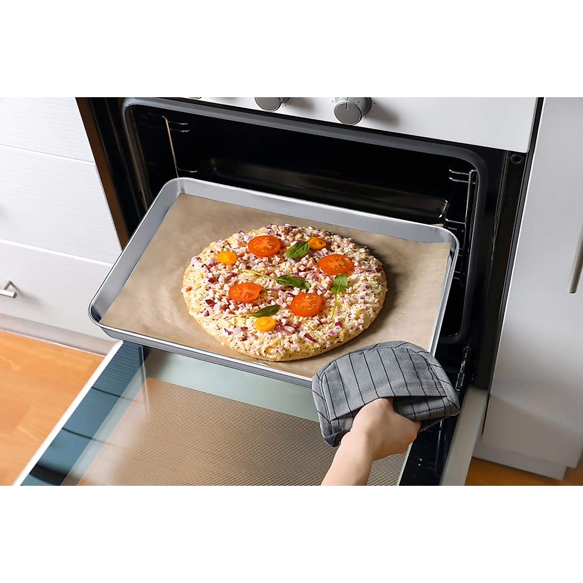 TeamFar Baking Sheet Set of 2, Baking Pans Tray Cookie Sheet Stainless Steel, Non Toxic & Healthy, Mirror Finish & Rust Free, Easy Clean & Dishwasher Safe