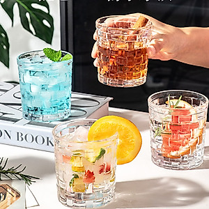 Dicunoy 6 Pack Juice Drinking Glasses, 8 oz Water Glasses with Heavy Base, Crystal Small Beverage Cups for Soda, Water, Milk, Whisky, Beer, Cocktail